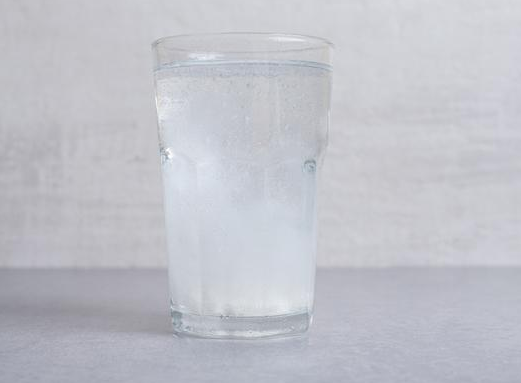 Ini Lho Manfaat dan Risiko Minum Air Dingin Ini Lho Manfaat dan Risiko Minum Air Dingin